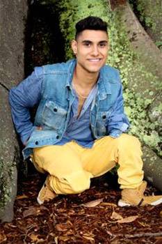 Emmanuel Kelly Hands' Australian Ride Interview | Girl.com.au