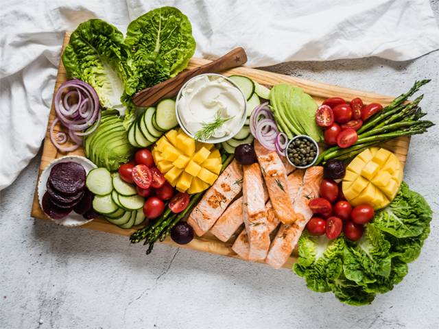 How To Build A Healthy Entertaining Platter | Girl.com.au